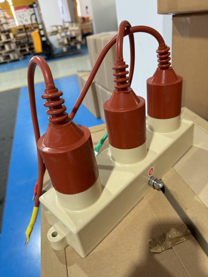 5kV Overvoltage Protector Zinc Oxide Surge Arrester With Indoor Switchgear