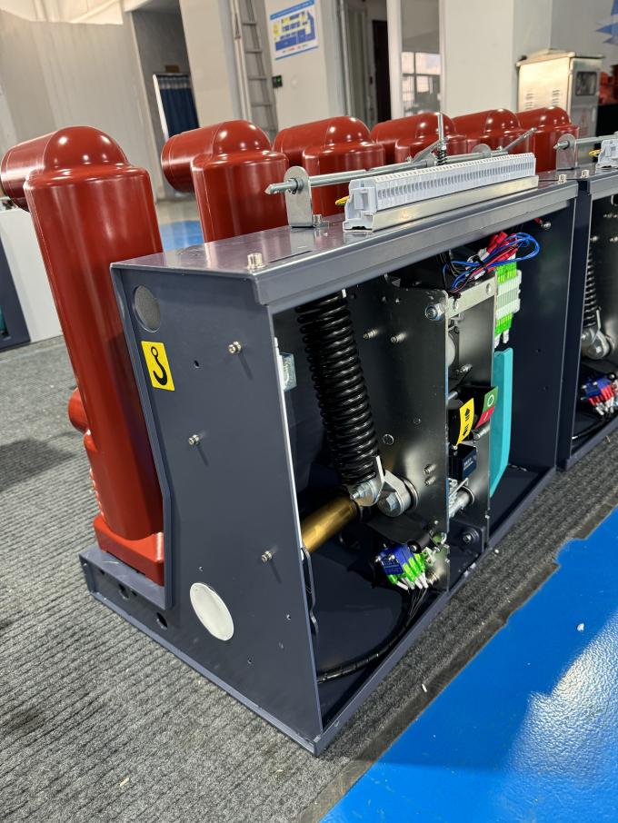 IEC Drawable Type VCB 12kV Vacuum Circuit Breaker