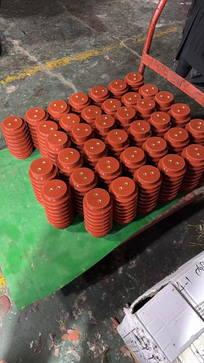 24kv Casting Resin Support Insulator With 210mm Height For Earthing Switch