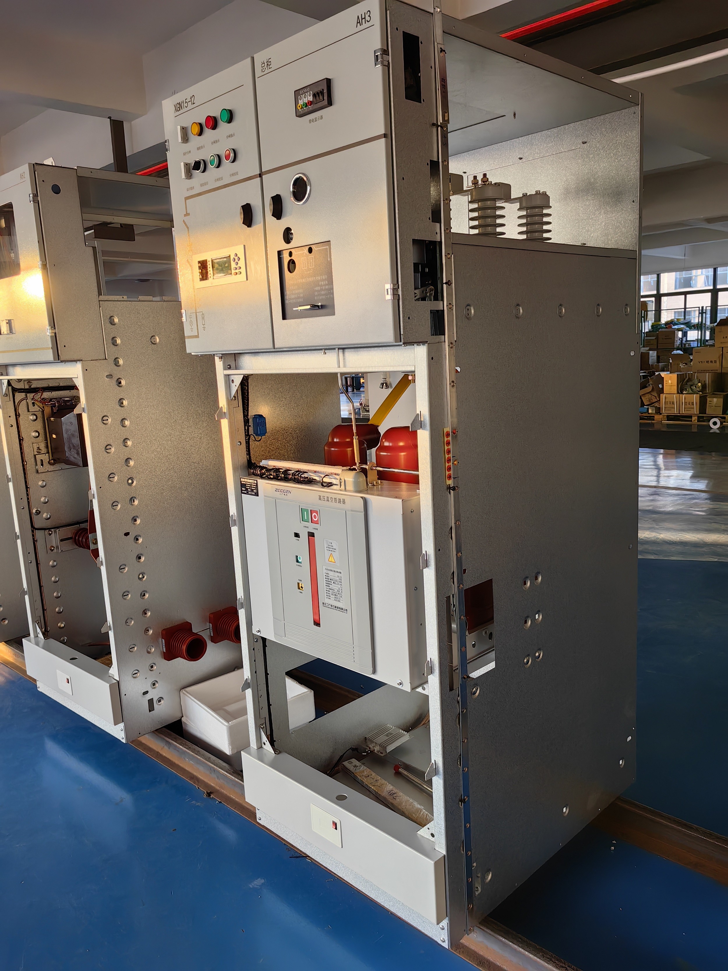 XGN15-12 MV Medium Voltage Switchgear SF6 630A-1250A/VCB Section 12kV