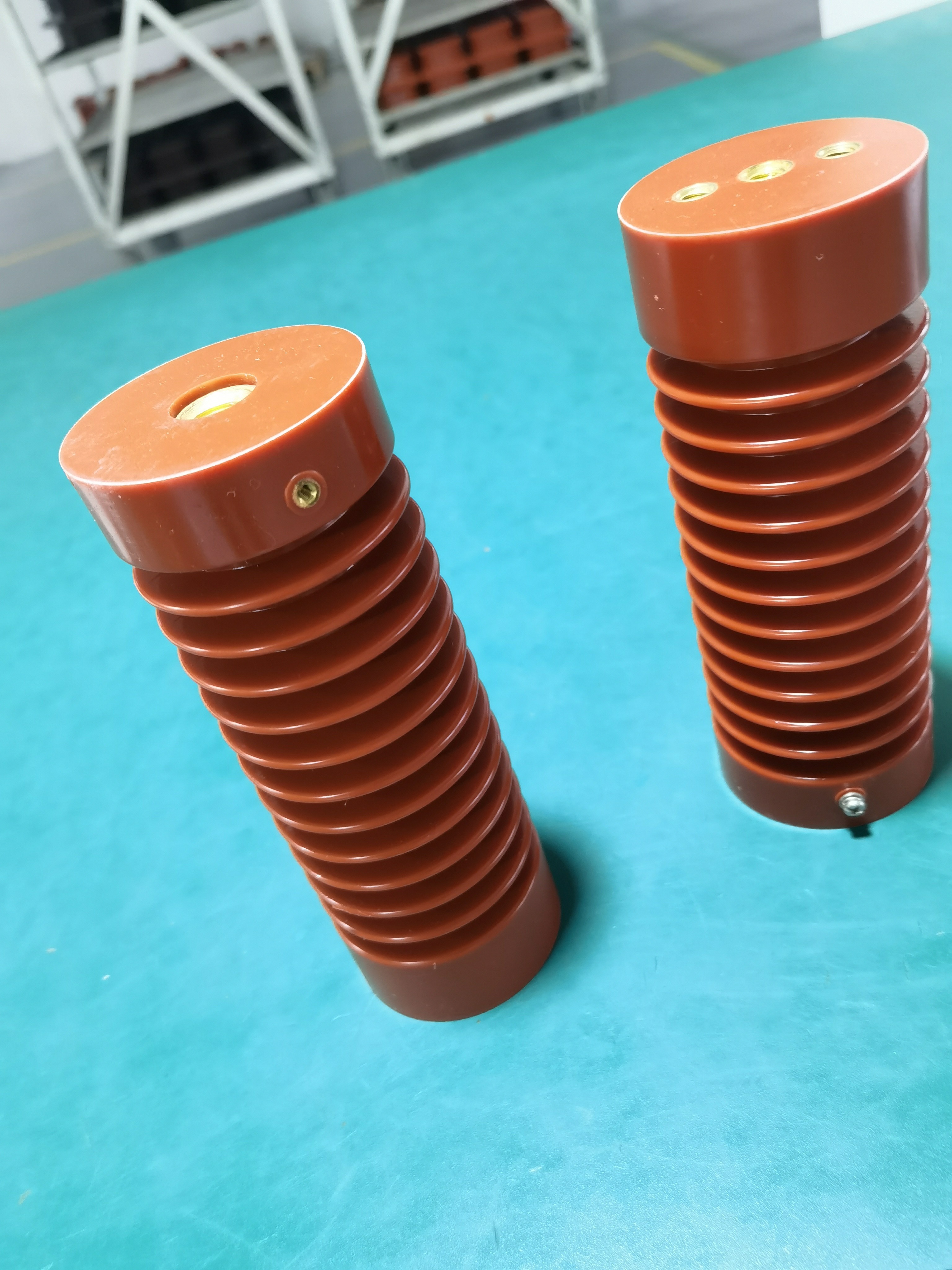 H=210mm 24kV-80 pF Epoxy Resin Capacitor Insulator With Indicator In ...