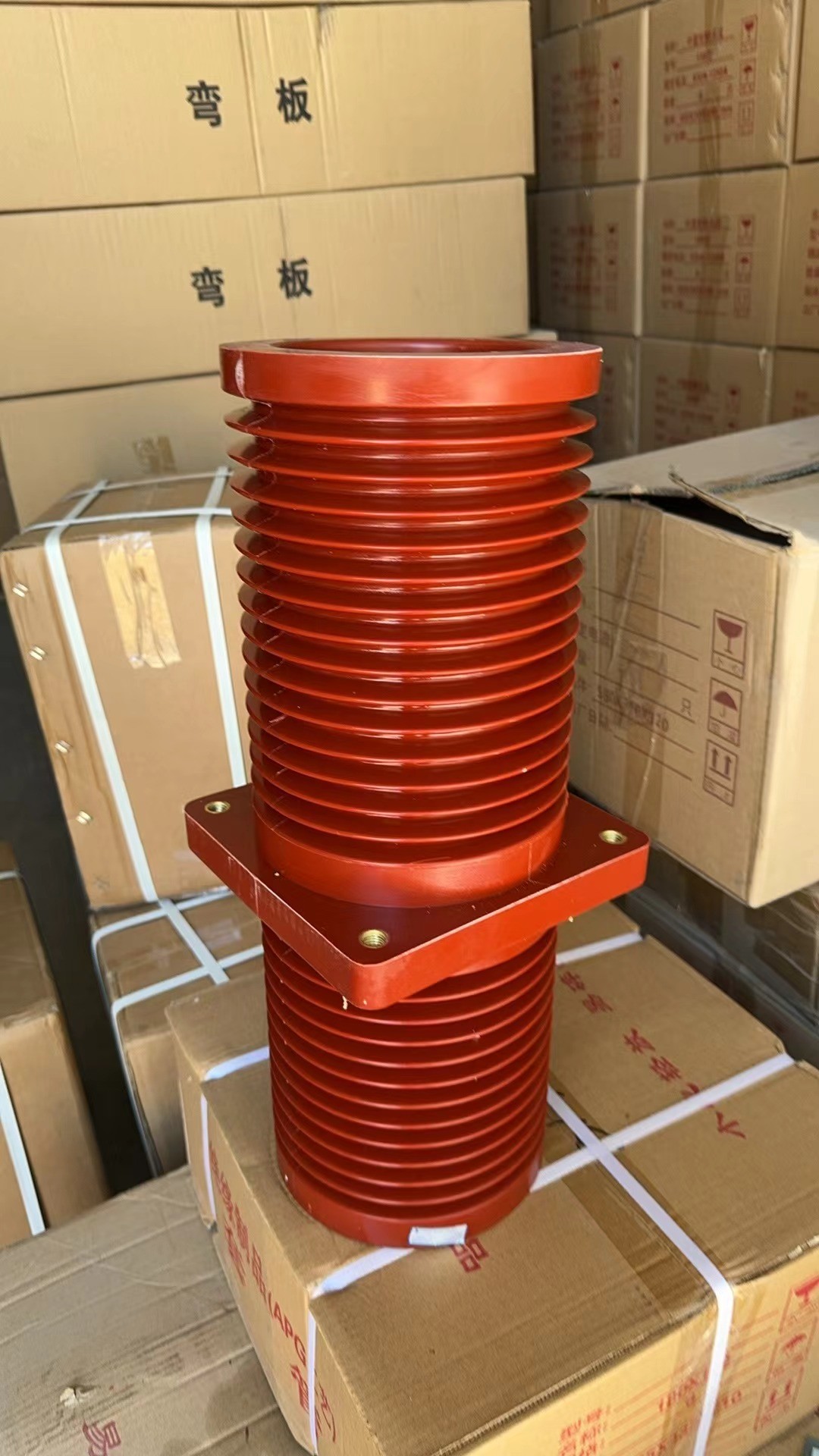 180*180*550 36kv Casting Resin Wall Bushing Insulation Cross Single ...