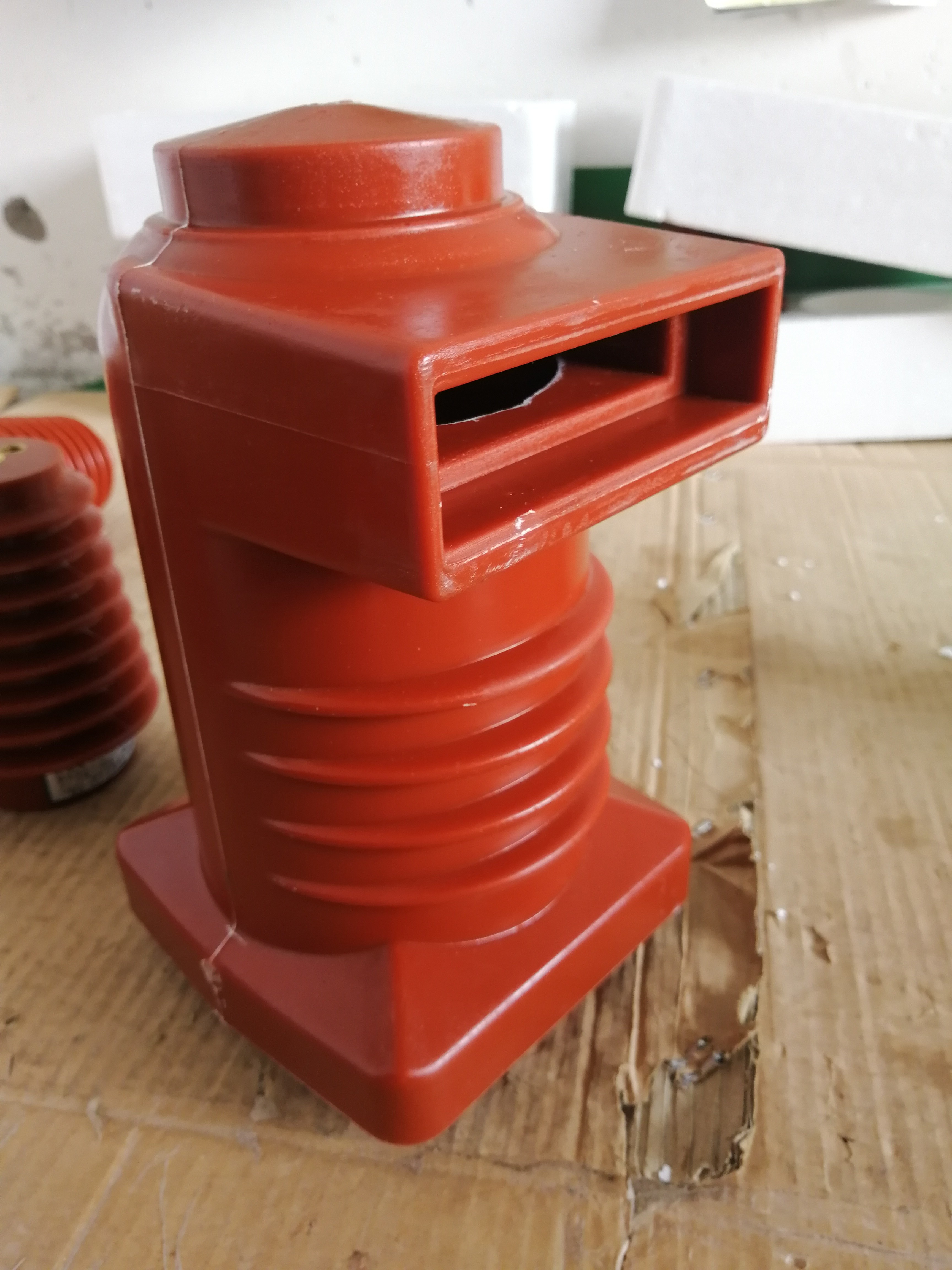 Red Color 630A 11kV Epoxy Resin Cast Insulators , Spout Insulating ...