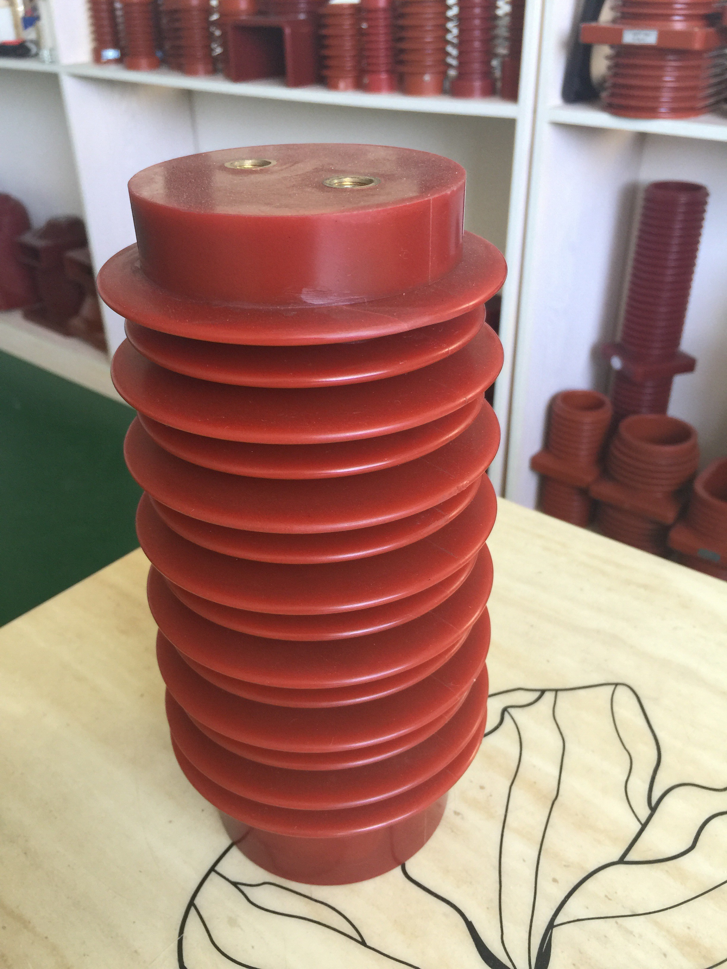 24kv Casting Resin Support Insulator With 210mm Height For Earthing Switch