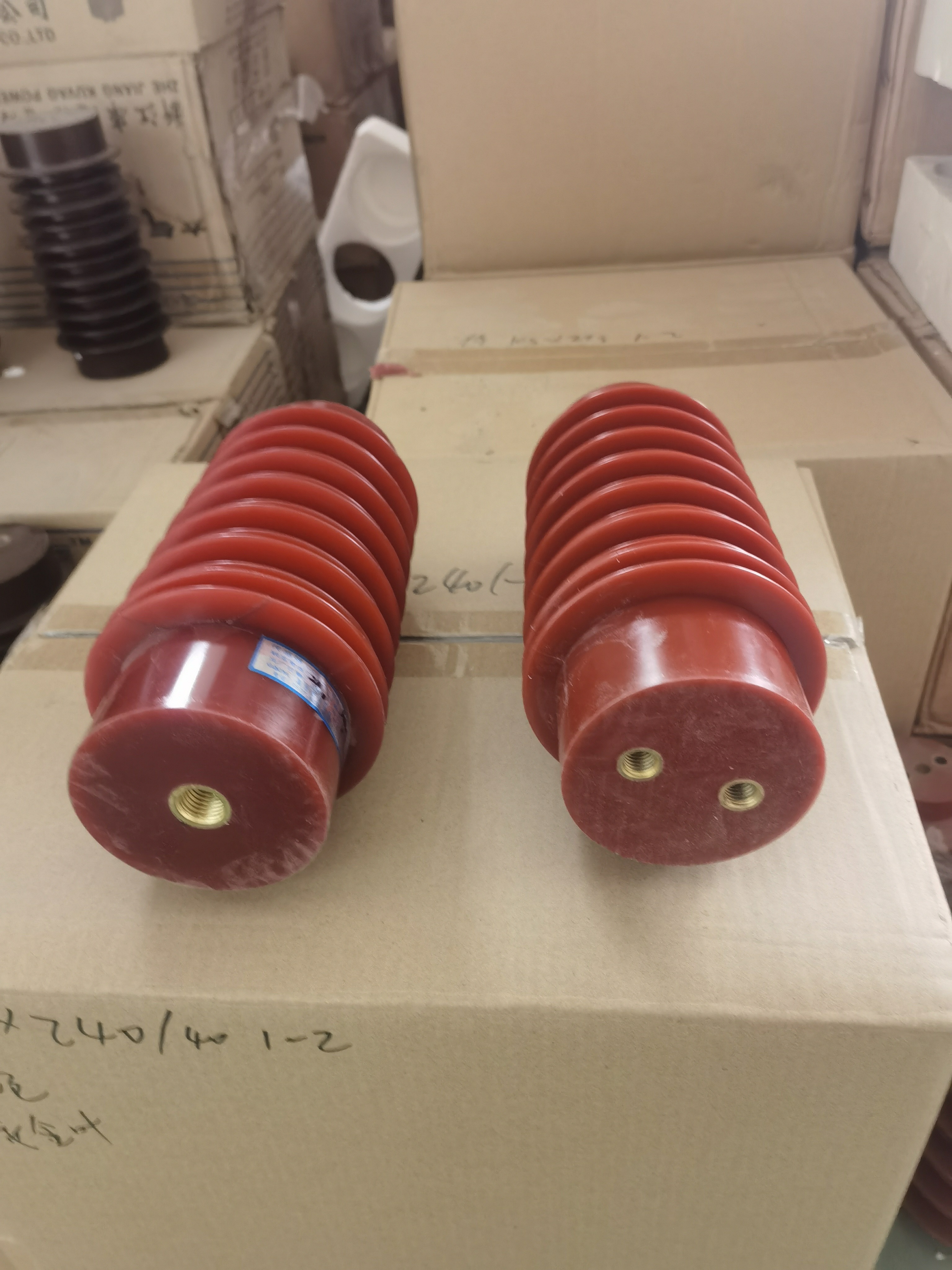 24kv Casting Resin Support Insulator With 210mm Height For Earthing Switch