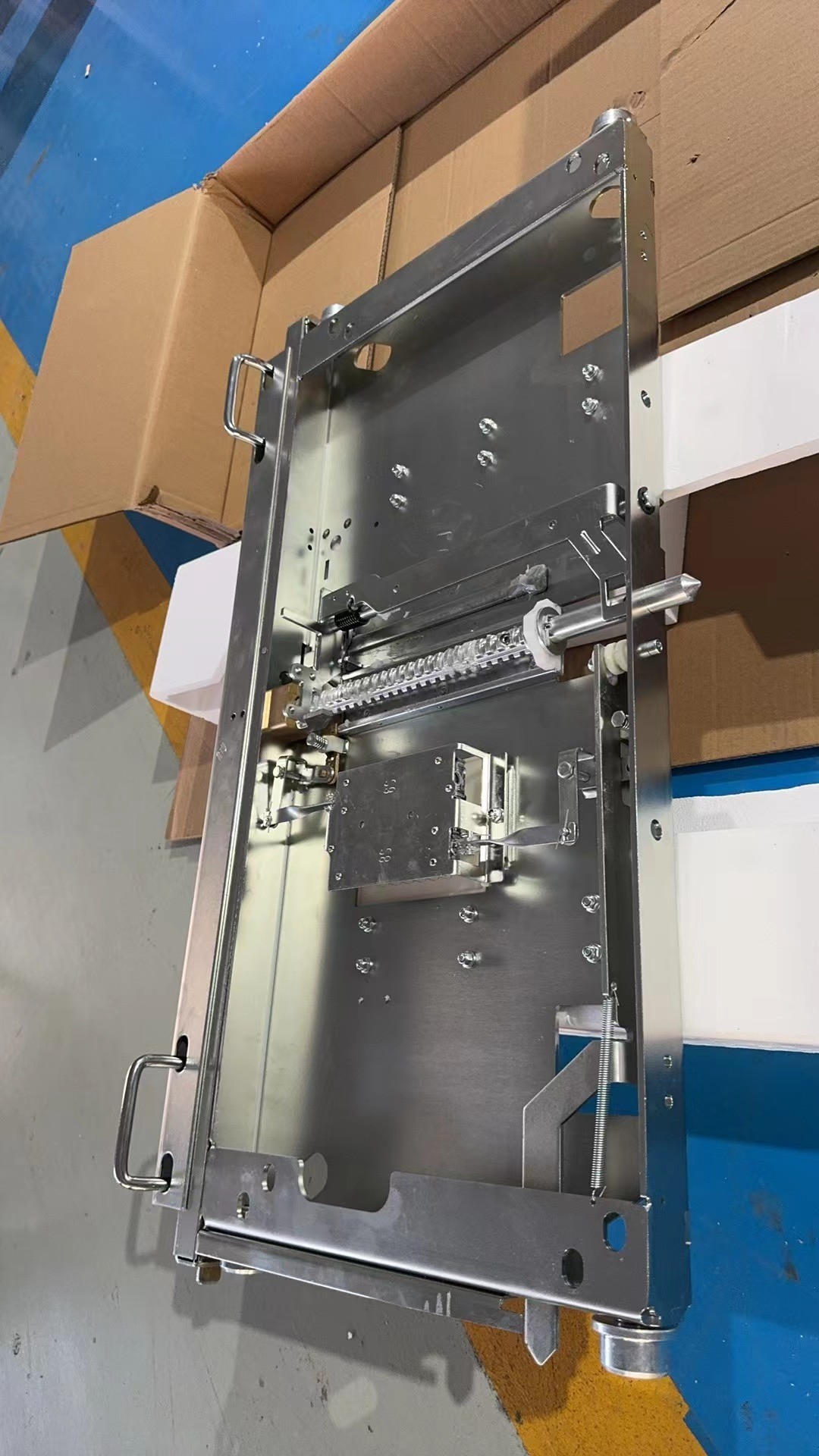 DPC-4A-1000 Steel Handcart For Loading High Voltage Switchgear Components