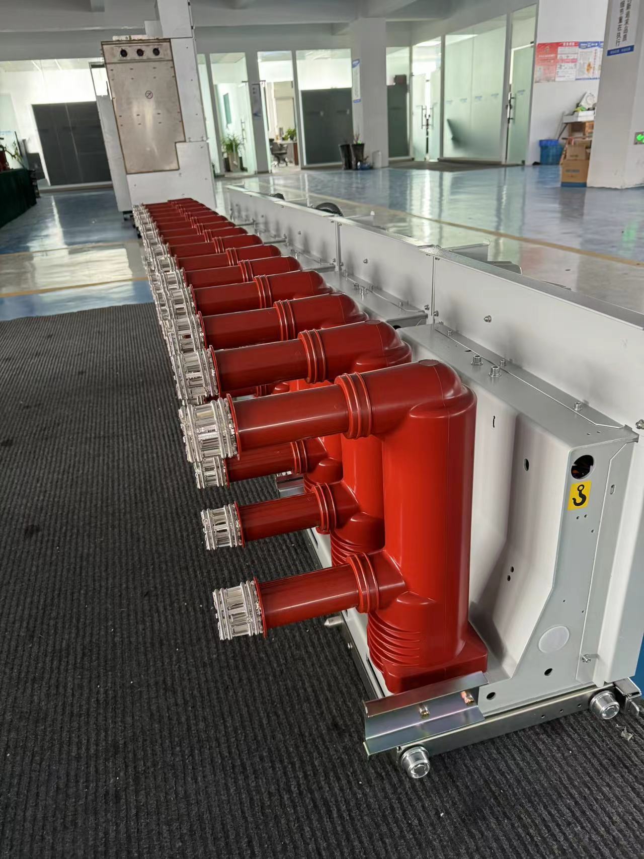 11kV Indoor Vacuum Circuit Breaker with Move Type for Switchgear